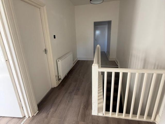 Apartment at Evelina Road, Greater London