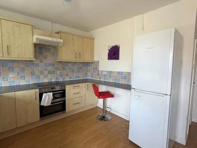 Apartment at Evesham Way, Greater London