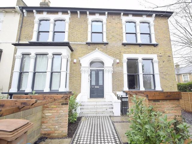 Apartment at Evering Road, Greater London