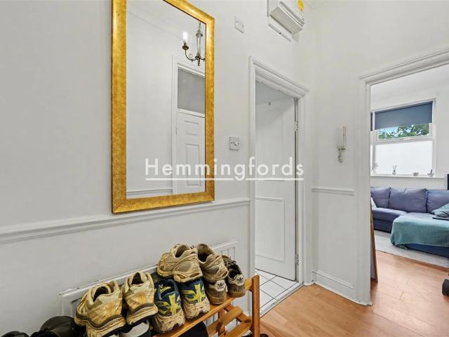 Apartment at Evering Road, Greater London