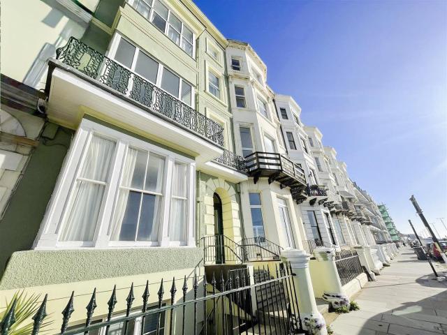 Apartment at Eversfield Place, St Leonards