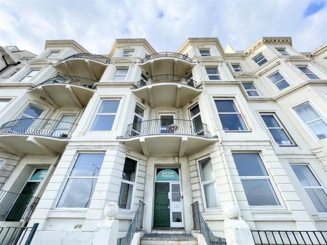 Apartment at Eversfield Place, St Leonards