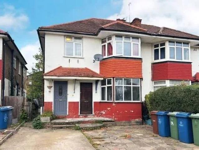 Apartment at Everton Drive, Greater London