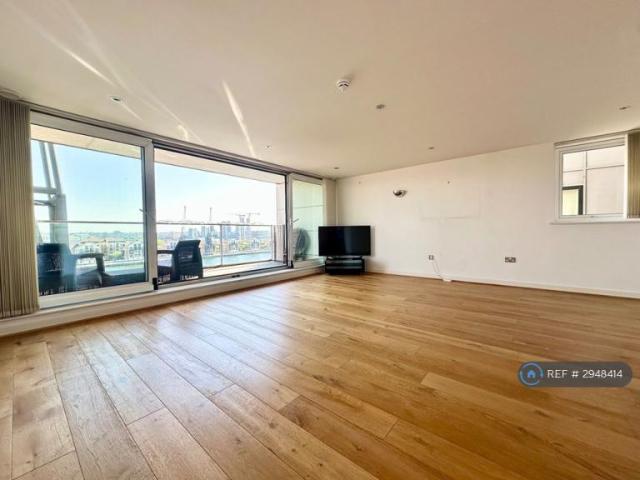 Apartment at ExCeL Marina, Greater London