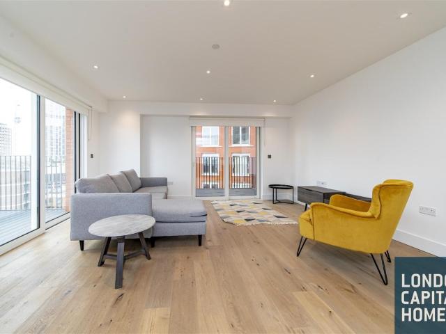 Apartment at Exchange Gardens, London