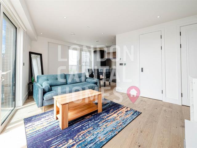 Apartment at Exchange Gardens, Greater London