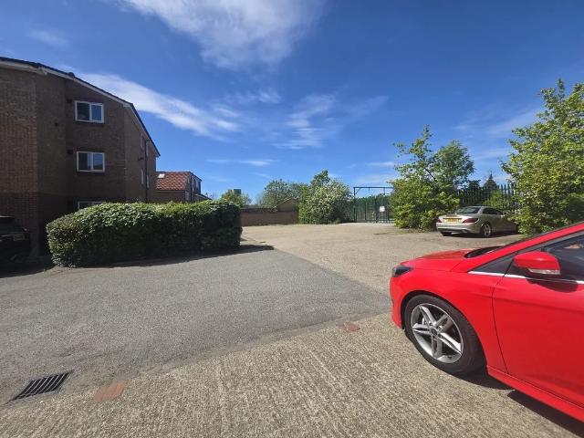 Apartment at Express Drive, Greater London