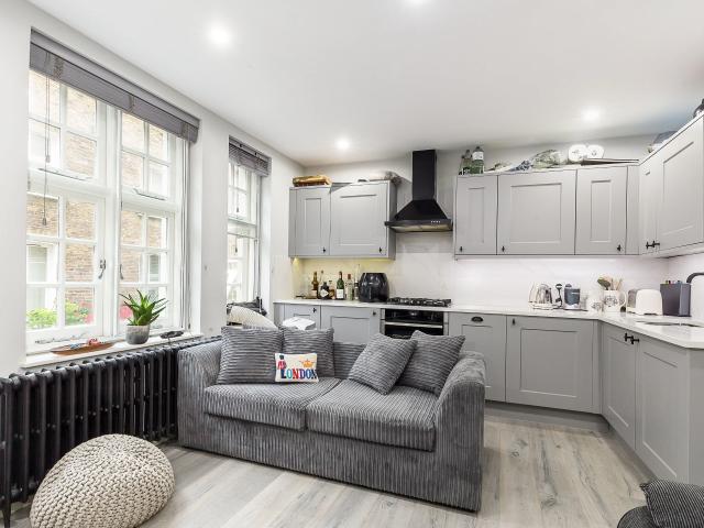 Apartment at Foubert's Place, City of Westminster