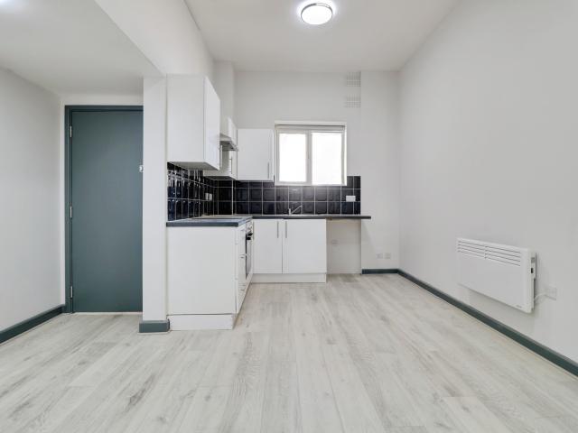 Apartment at Fowler Close, Southend on Sea