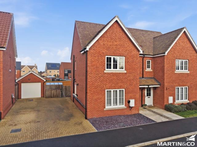 Apartment at Foxglove Avenue, Chelmsford
