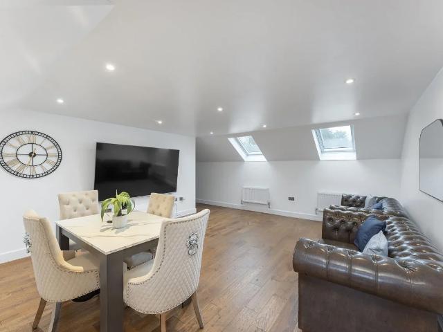 Apartment at Foxley Lane, Greater London