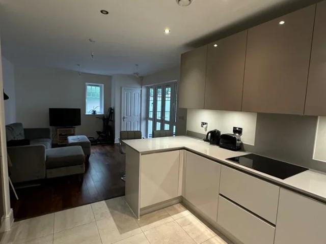 Apartment at Foxley Lane, Greater London