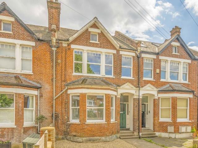 Apartment at Fontenoy Road, Greater London
