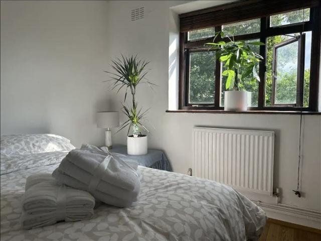 Apartment at Fonthill Road, Greater London