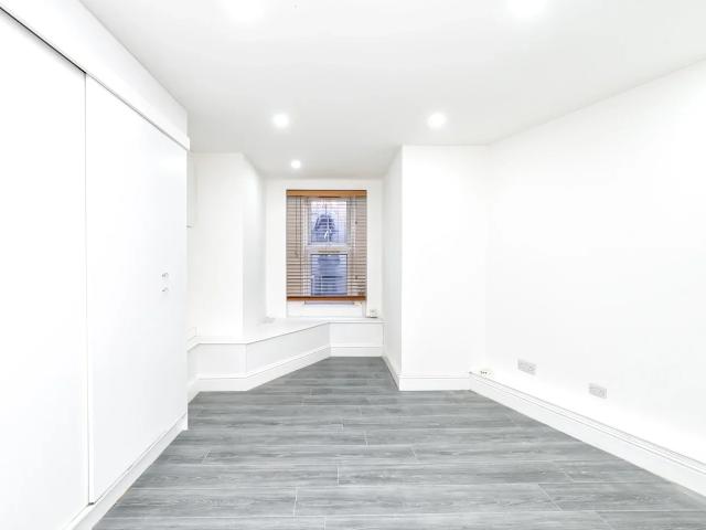 Apartment at Forburg Road, Greater London