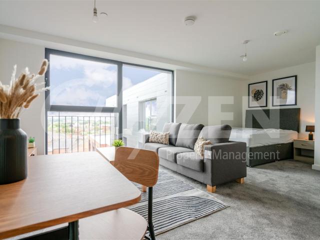 Apartment at Ford Lane, Salford