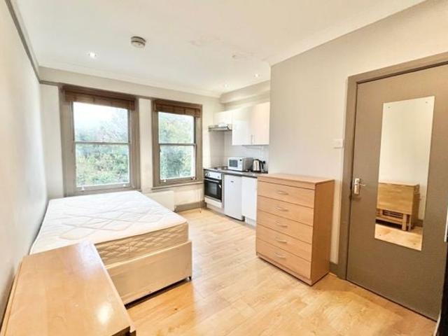 Apartment at Fordwych Road, Greater London