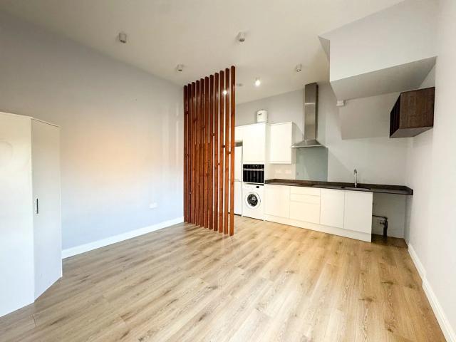 Apartment at Fore Street, Greater London