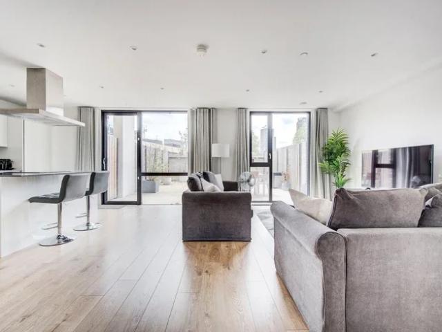 Apartment at Forrester Way, Greater London