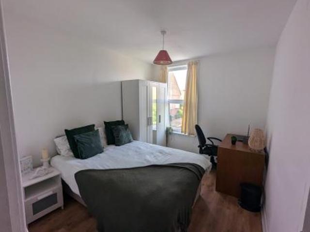 Apartment at Fawcett Road, Portsmouth