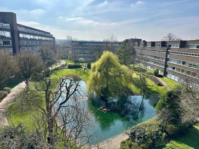 Apartment at Fair Acres, Greater London