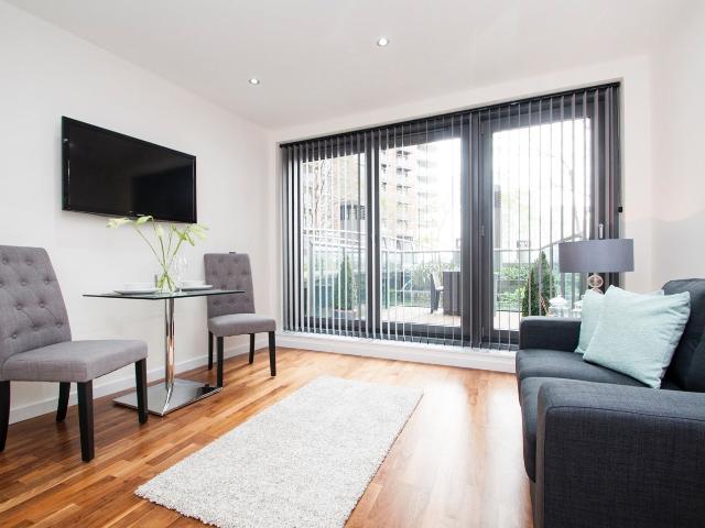 Apartment at Fairmont Avenue, Greater London
