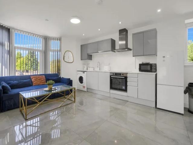 Apartment at Fairoak Road, Cardiff