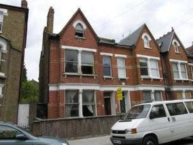 Apartment at Fairbridge Road, Greater London
