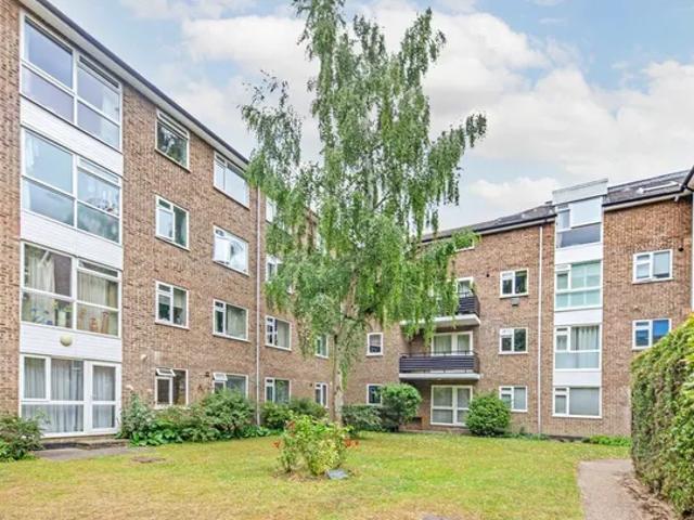 Apartment at Fairfax Road, Greater London