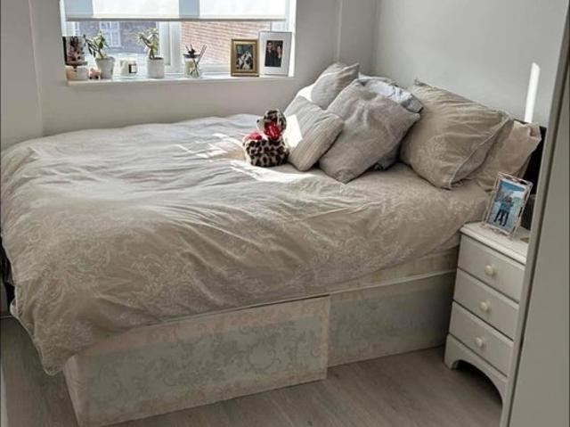 Apartment at Fairfax Road, Greater London