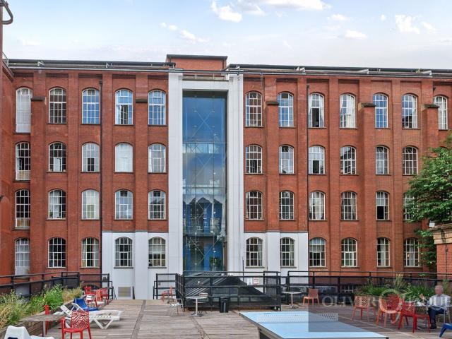 Apartment at Fairfield Road, Greater London