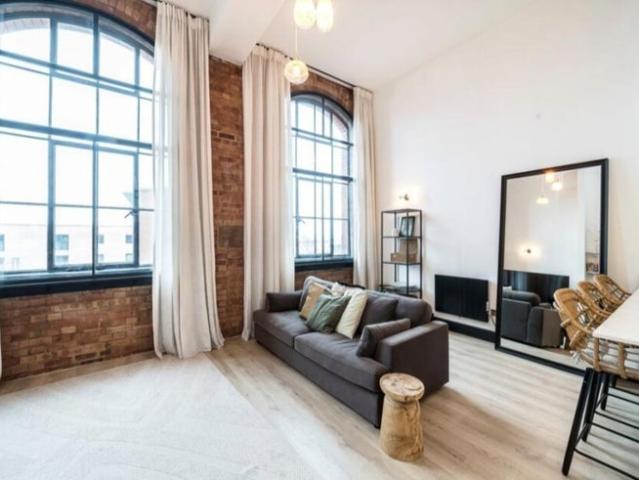 Apartment at Fairfield Road, Greater London