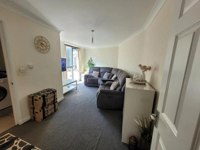 Apartment at Fairfield Road, Greater London