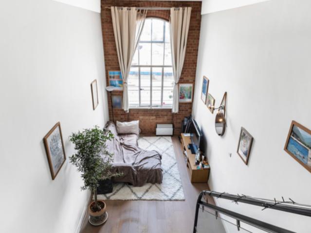 Apartment at Fairfield Road, Greater London
