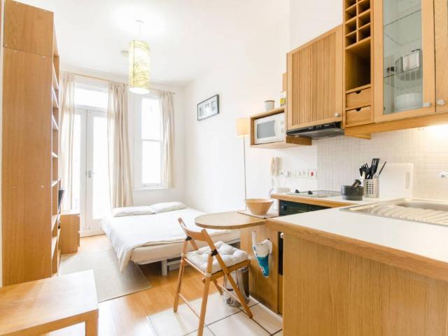 Apartment at Fairholme Road, Greater London