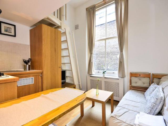 Apartment at Fairholme Road, Greater London
