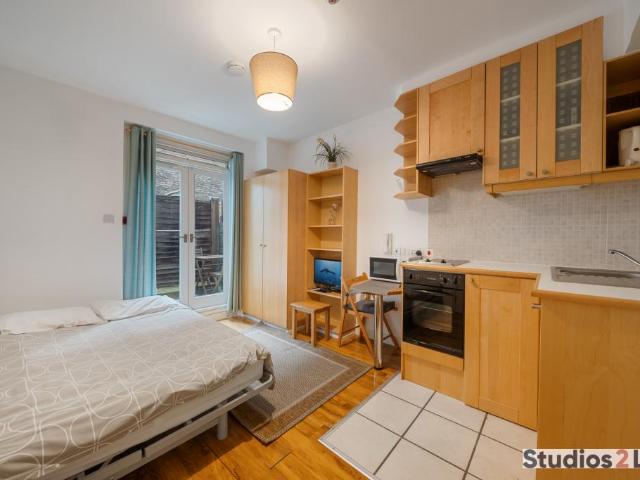 Apartment at Fairholme Road, Greater London