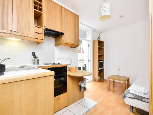 Apartment at Fairholme Road, Greater London