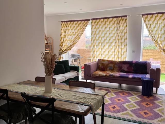 Apartment at Fairlane Road, Greater London