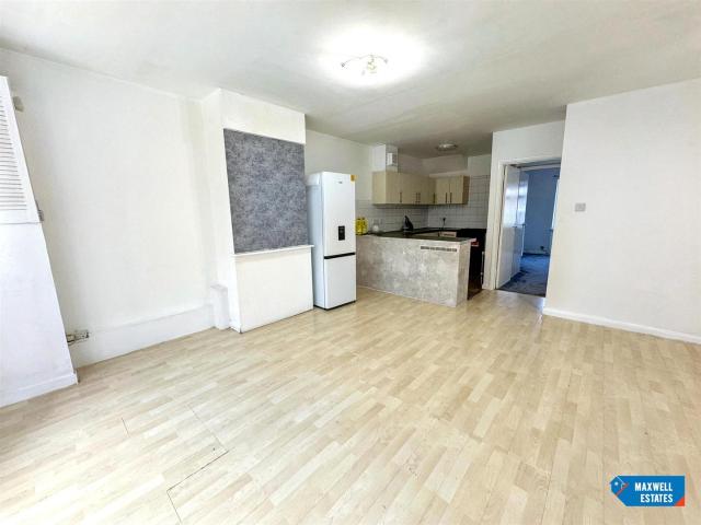 Apartment at Fairlawns, Watford