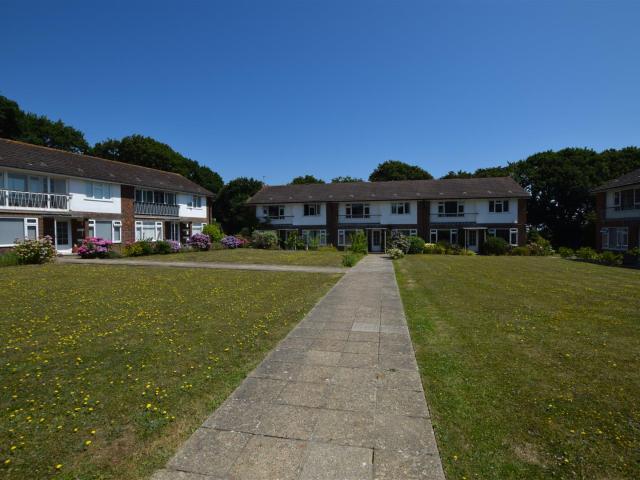 Apartment at Fairlight Gardens, Rother