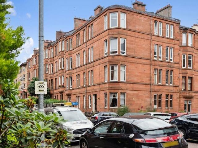 Apartment at Fairlie Park Drive, Glasgow