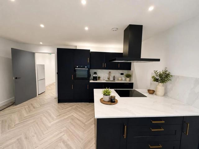 Apartment at Fairview Road, Greater London