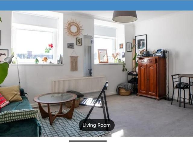 Apartment at Fairwood Road, Cardiff