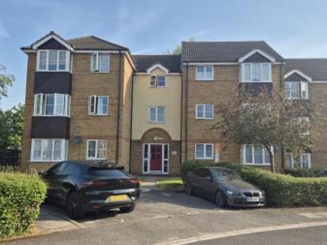 Apartment at Falcon Close, Dunstable