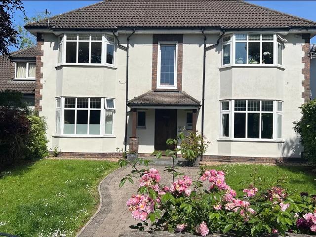 Apartment at Falcondale Road, Bristol