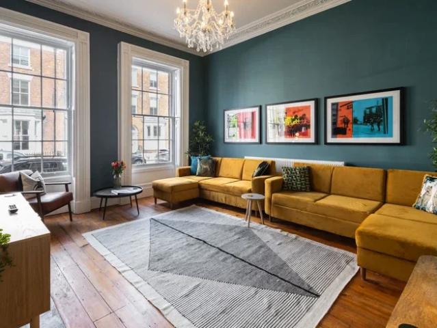 Room at Falkner Street, Liverpool