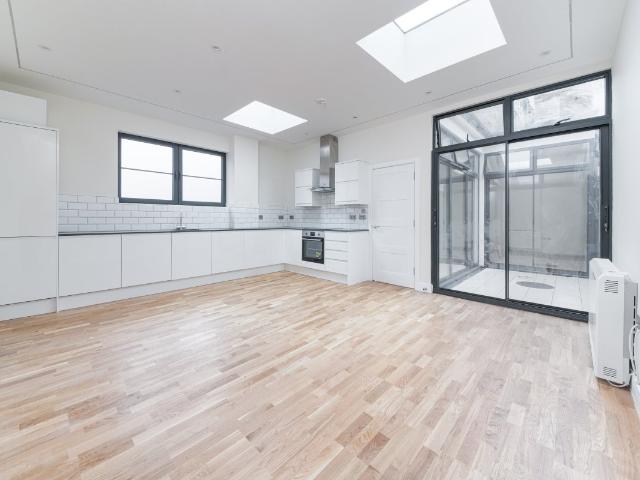 Apartment at Falkland Road, Greater London