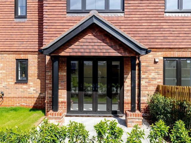 Apartment at Farleigh Road, Warlingham