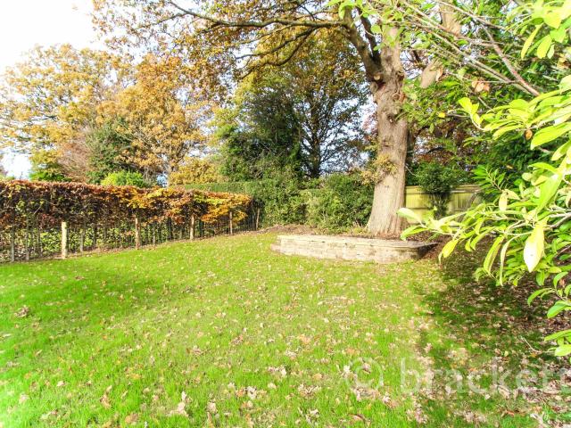 Apartment at Farmcombe Road, Royal Tunbridge Wells